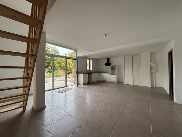 L'Isle-Jourdain : Maison 4 pièces à louer