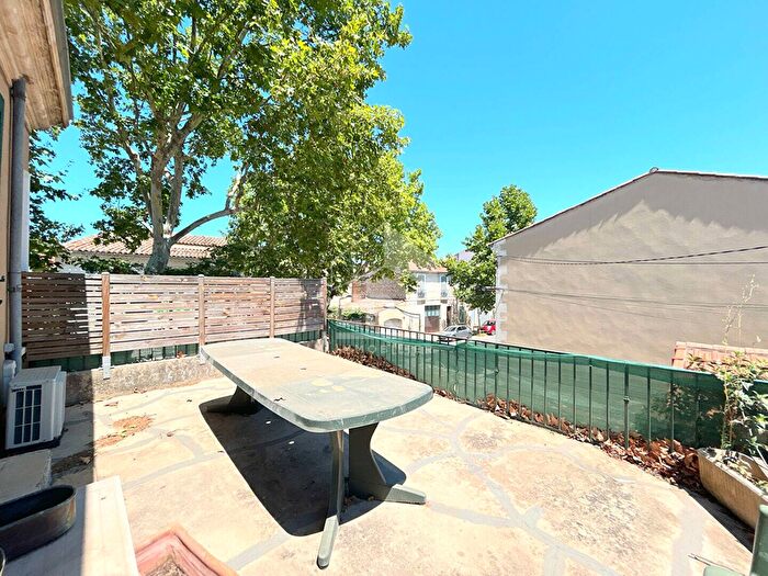 Maison à louer - Centre Ancien, Pertuis - 4 pièces - 3 chambres