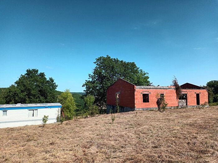 Miramont-de-Quercy : Maison 1 pièce à vendre