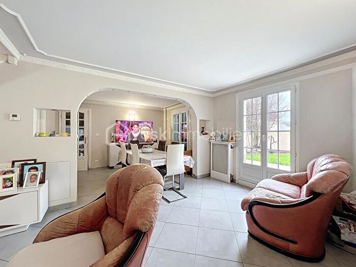 Maison à vendre - Combs-la-Ville, Bois lEvèque - 6 pièces - 4 chambres