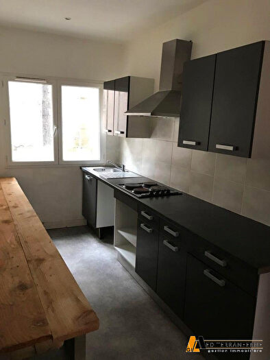 Appartement à louer - Pézenas - 3 pièces - 2 chambres