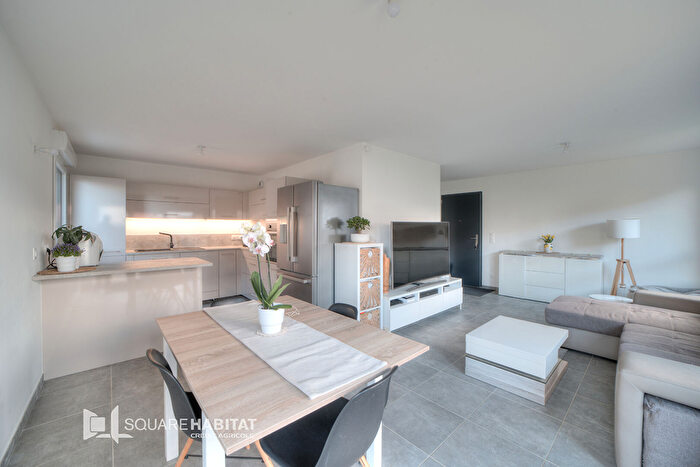 Appartement à vendre - Valleiry - 4 pièces - 3 chambres