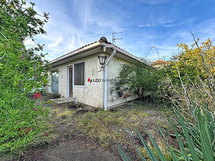 Maison à vendre - Prades - 4 pièces - 3 chambres