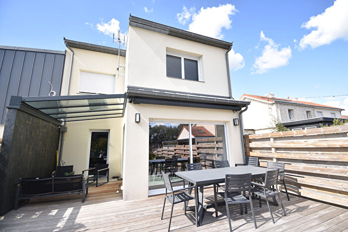 Maison 6 pièces à Saint-Herblain, Bourg, à vendre