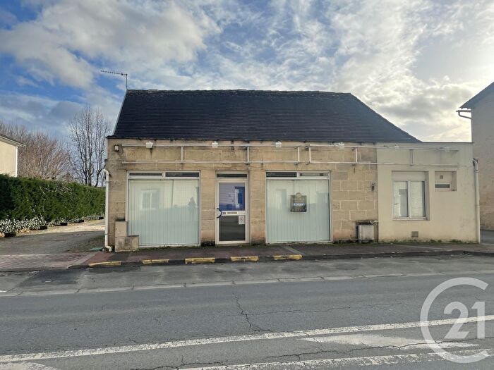 Appartement à louer - Montpon-Ménestérol - 6 pièces - 1 chambre