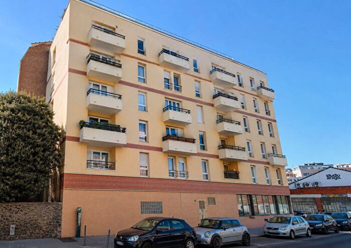 Appartement 2 pièces à Garibaldi-Ottino-Porte de Saint Ouen, Saint-Ouen-sur-Seine, à louer