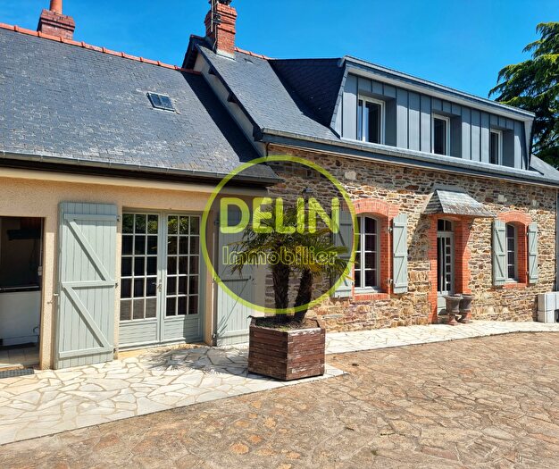 Maison 6 pièces à vendre à Saint-Erblon