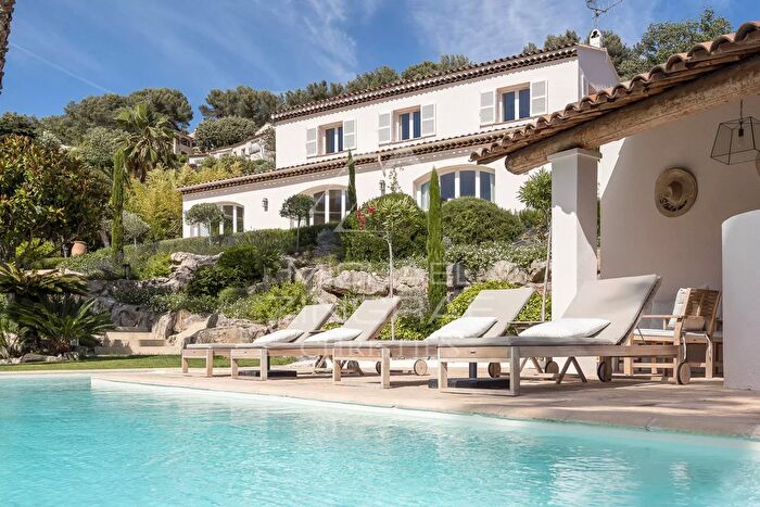 Maison 7 pièces à vendre - Vence, Saint-Martin, Lubiane, Le Suve