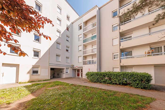 Appartement à louer - Beaumont - 3 pièces - 2 chambres