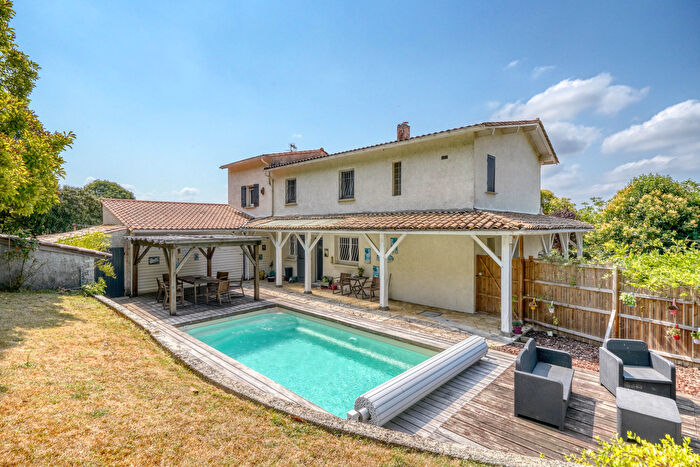 Maison 8 pièces à vendre à Baurech