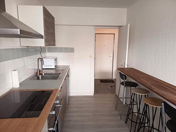 Appartement à louer - Bellevue, Brest - 5 pièces - 4 chambres