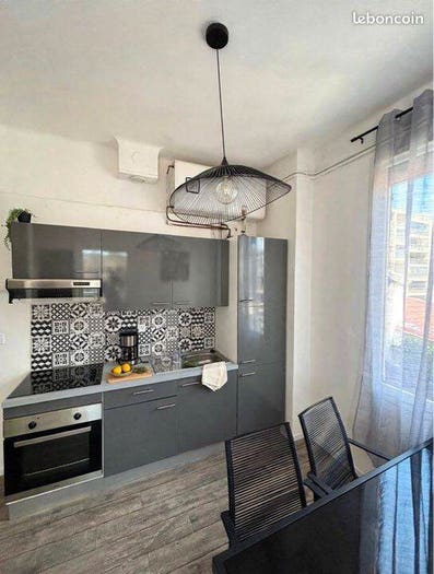 Appartement 1 pièce à louer - Le Faron-Fort-Rouge, Toulon