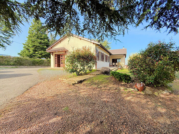 Maison à vendre - Vaugneray - 4 pièces - 3 chambres