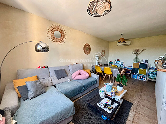 Appartement à louer - Tarascon, Saint-Gabriel, Route dAvignon, Route de Boulbon - 3 pièces - 2 chambres