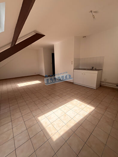 Appartement à louer - Avesnes-le-Comte - 3 pièces - 2 chambres