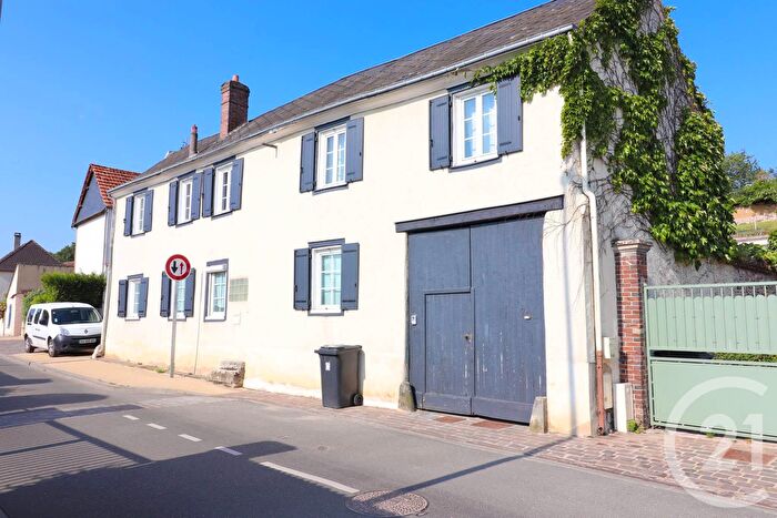 Chartres, Rechèvres : Maison 6 pièces à louer
