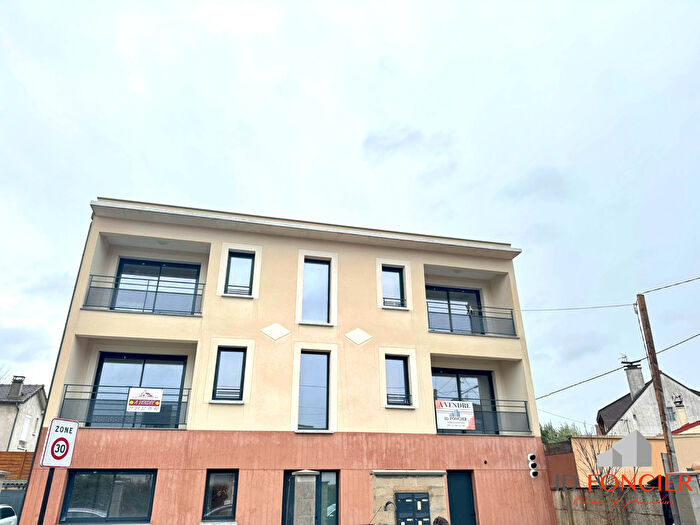 Appartement à vendre - Paray-Vieille-Poste - 3 pièces - 2 chambres