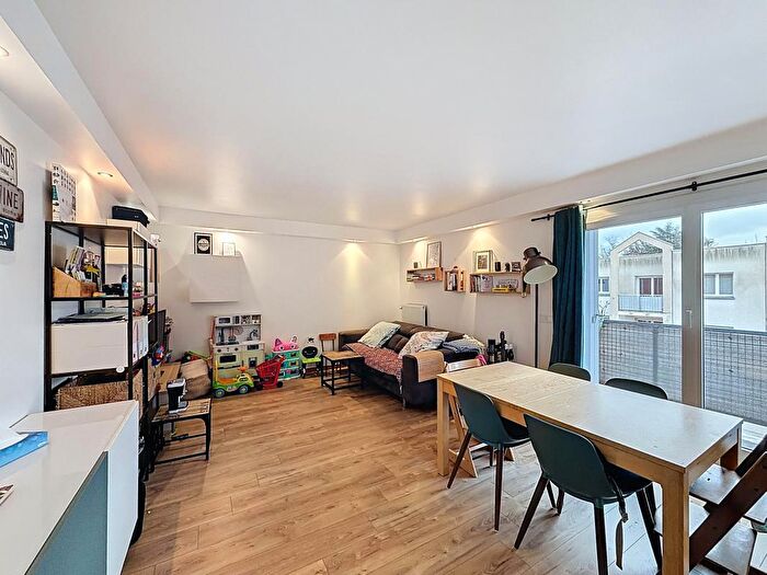 Appartement à vendre - Guyancourt, Le Parc, Les Saules - 4 pièces - 3 chambres