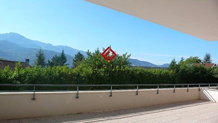 Appartement à louer - Hameaux, Saint-Ismier - 3 pièces - 2 chambres