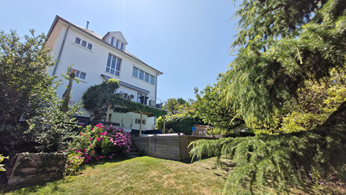 Maison à vendre - Riedisheim, Sud - 7 pièces - 5 chambres