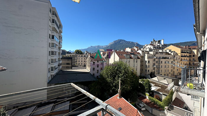 Appartement à vendre - Grenoble, Championnet - 2 pièces - 1 chambre