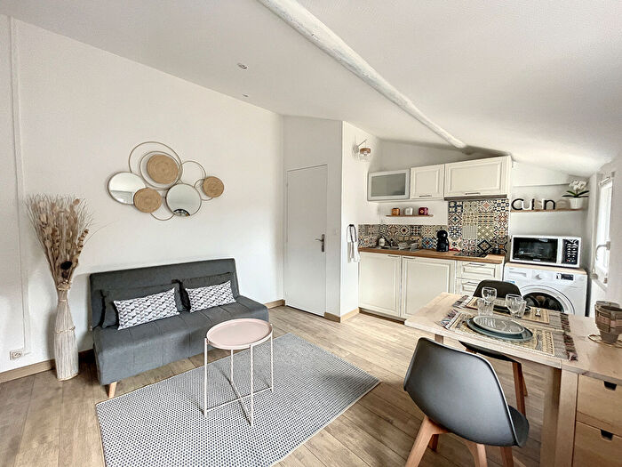 Appartement 2 pièces à louer à Avignon, Palais des Papes, Zone Piétonne