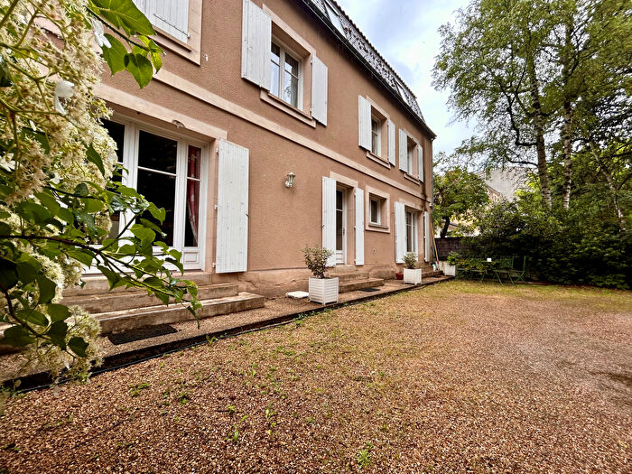 Poitiers, Centre-ville : Maison 7 pièces à vendre