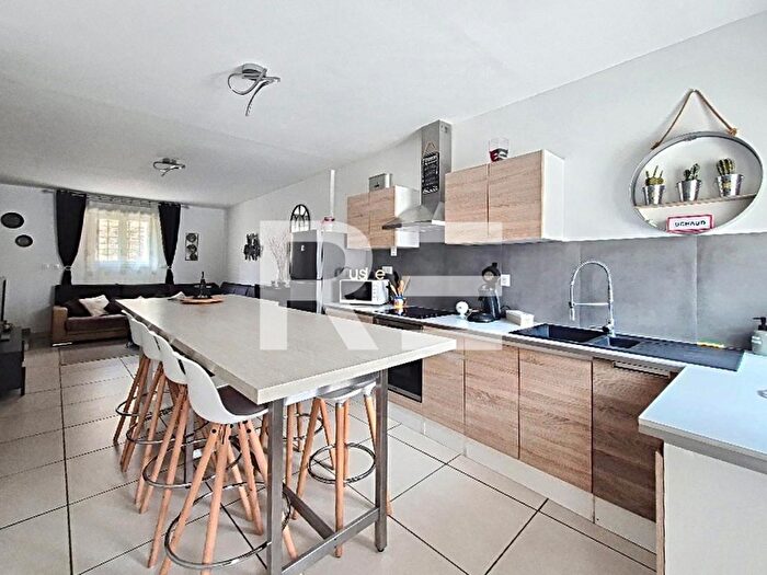 Maison 3 pièces à Uchaud, à louer
