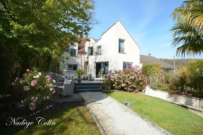 Maison à vendre - Saint-Rémy-lès-Chevreuse - 6 pièces - 5 chambres