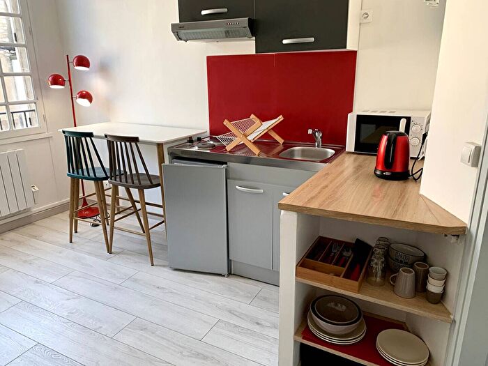 Martroi-Cathédrale, Orléans : Appartement 1 pièce à louer