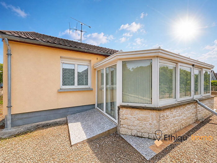 Maison 4 pièces à Arconville, à vendre