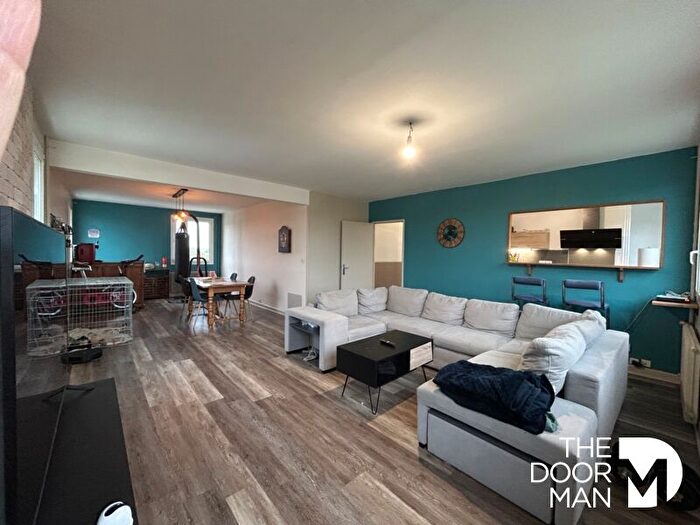 Appartement à vendre - Saint-Doulchard - 4 pièces - 2 chambres