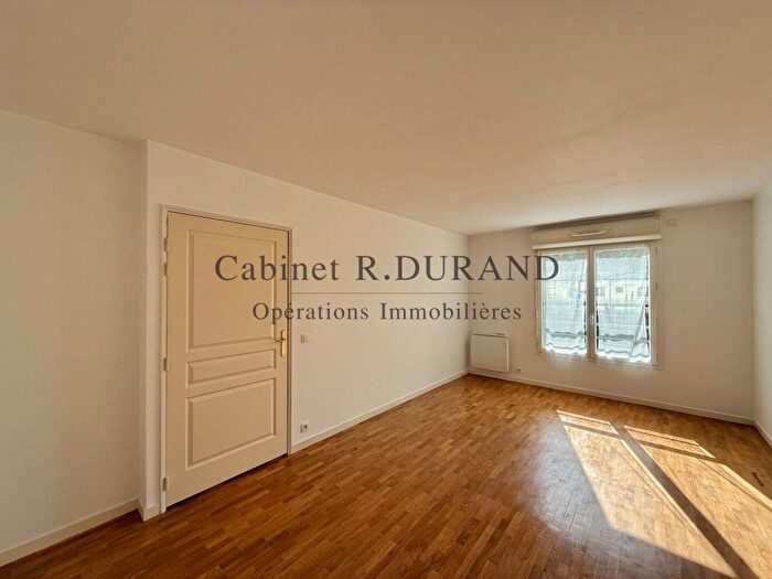 Appartement à louer - Colombiers, Issy-les-Moulineaux - 2 pièces - 1 chambre
