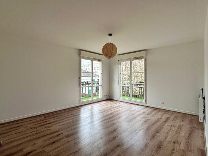 Appartement à louer - Plateau-Mont Valérien, Rueil-Malmaison - 4 pièces - 3 chambres