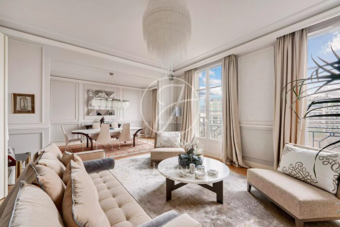 Appartement à vendre - Paris e , Passy, Maison de la Radio, Muette-Sud - 6 pièces - 4 chambres