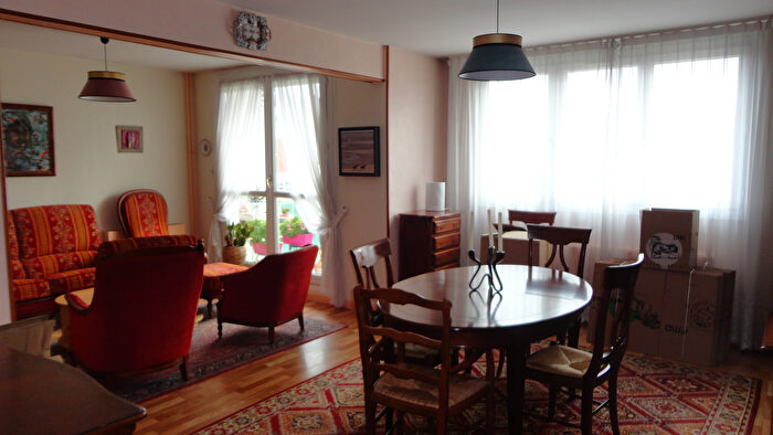 Appartement à vendre - Beauvais, Argentine - 4 pièces - 2 chambres