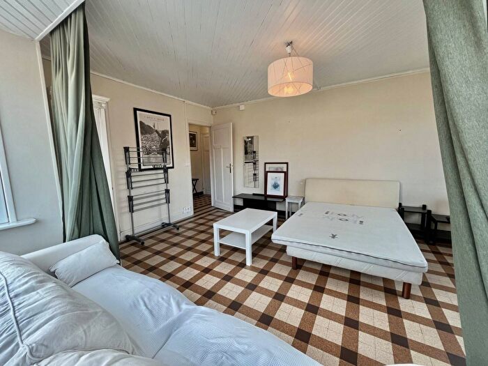 Appartement à louer - Lille - 4 pièces - 3 chambres