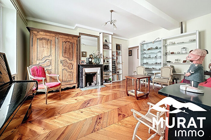 Appartement à vendre - Clermont-Ferrand, Delille, Cathédrale, La Gare - 5 pièces - 3 chambres