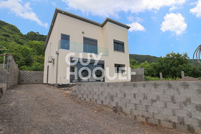 Maison à vendre - Saint-Paul, Bois de Nèfles - 5 pièces - 3 chambres