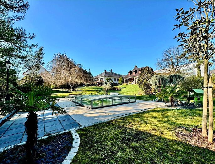 Maison à vendre - Haguenau - 9 pièces - 4 chambres