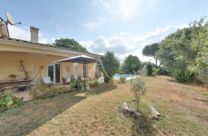 Maison 5 pièces à Saint-Nauphary, à vendre