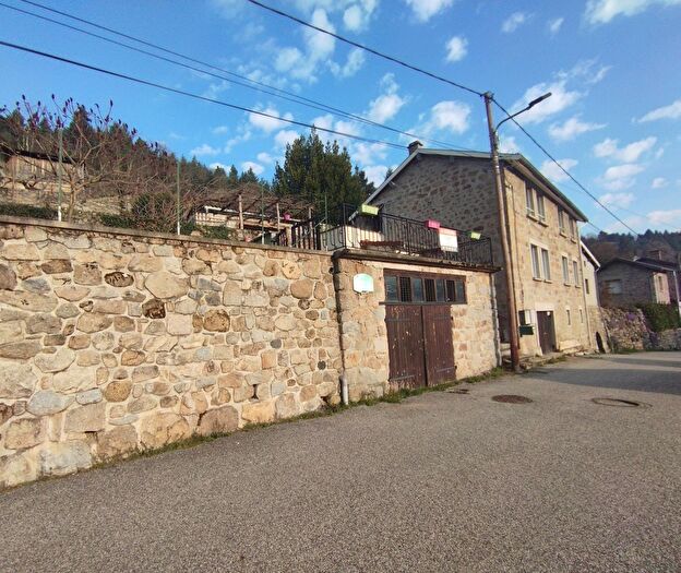 Maison 4 pièces à Saint-Martin-de-Valamas, à vendre