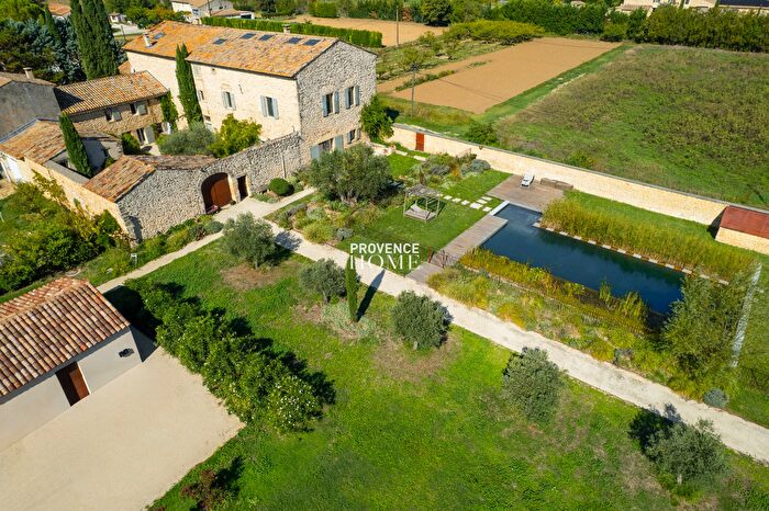 Maison à vendre - Robion - 15 pièces - 8 chambres