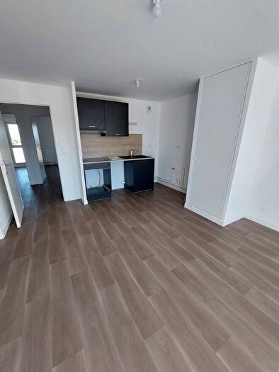 Appartement à louer - Saint Eloi-Touffenet-Breuil-Mingot, Poitiers - 4 pièces