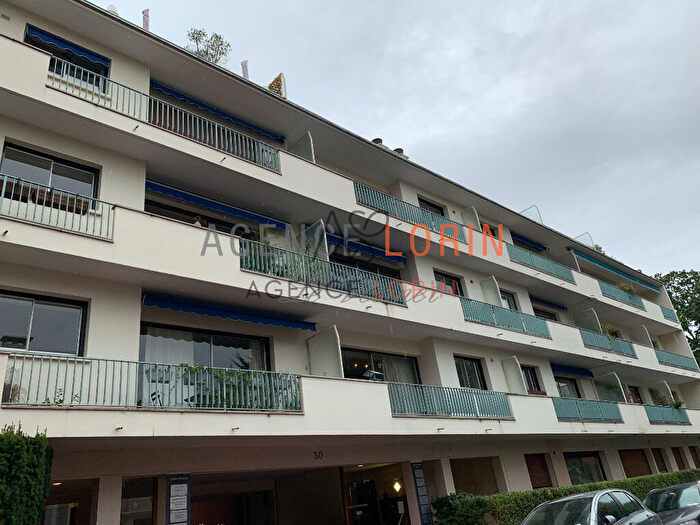 Appartement à louer - Le Vésinet - 4 pièces - 3 chambres