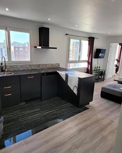 Appartement 5 pièces à Saint Blaise, Paris 20ème arrondissement, à louer
