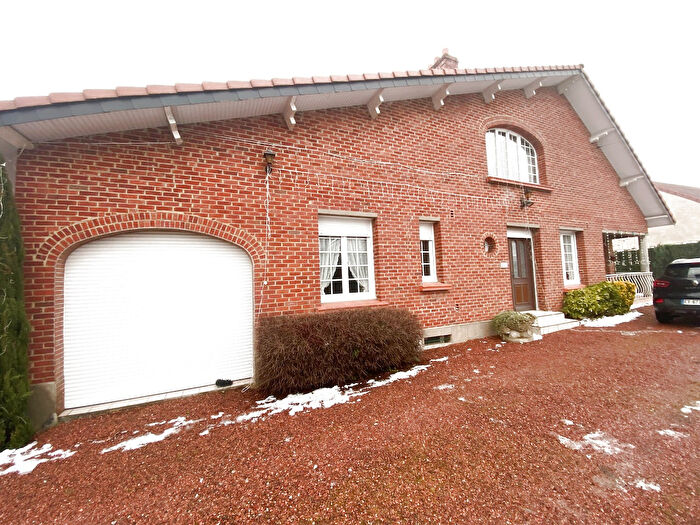 Maison à vendre - Ferrière-la-Grande - 5 pièces - 4 chambres