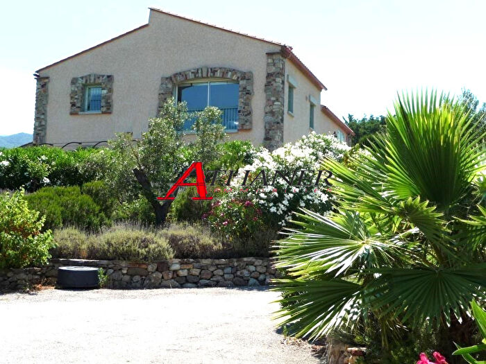 Maison à vendre - Argelès-sur-Mer, Piémont, Montagne - 8 pièces - 5 chambres