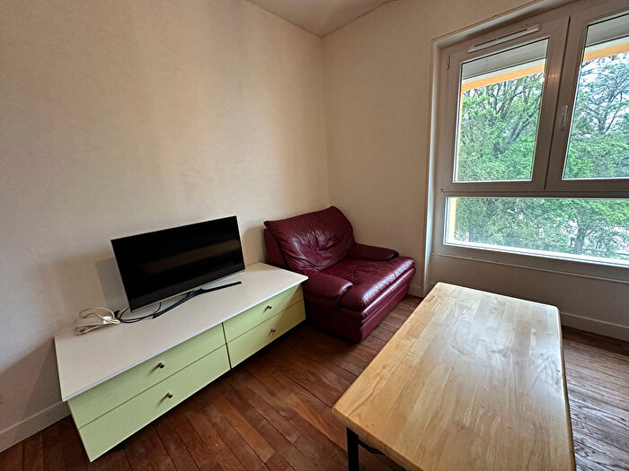 Appartement à louer - Dijon, Drapeau, Maladière - 3 pièces - 2 chambres