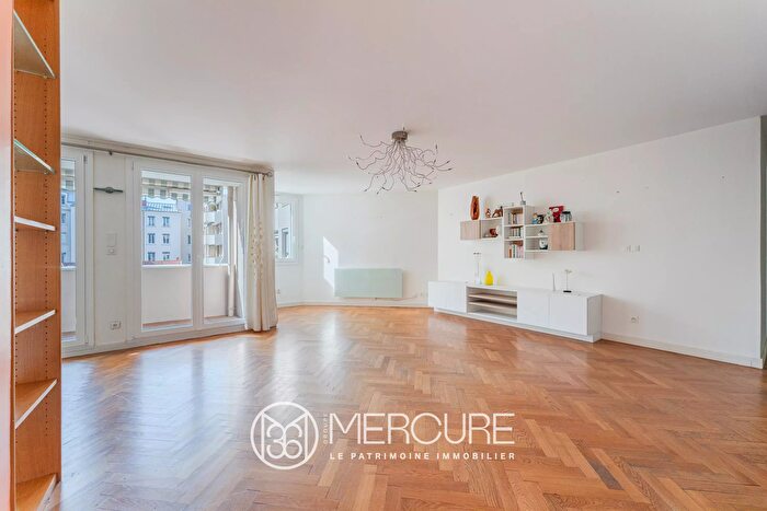 Appartement à vendre - Lyon e , Tête dOr, Vitton - 5 pièces - 3 chambres